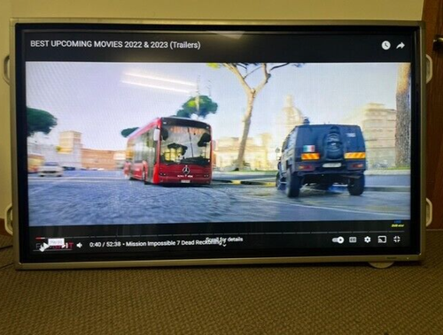 Sharp PN-L702B 70" Touchscreen VGA DVI RS-232C HDMI 240W Monitor Silver ...