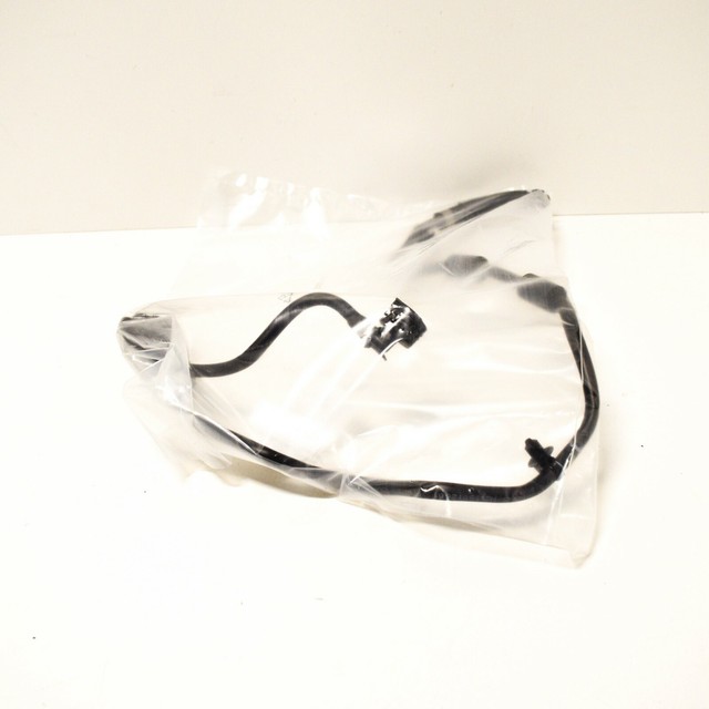 MB C A205 Radiator Vent Pipe Hose C 300 2.0 Petrol A2055012501 OEM for ...