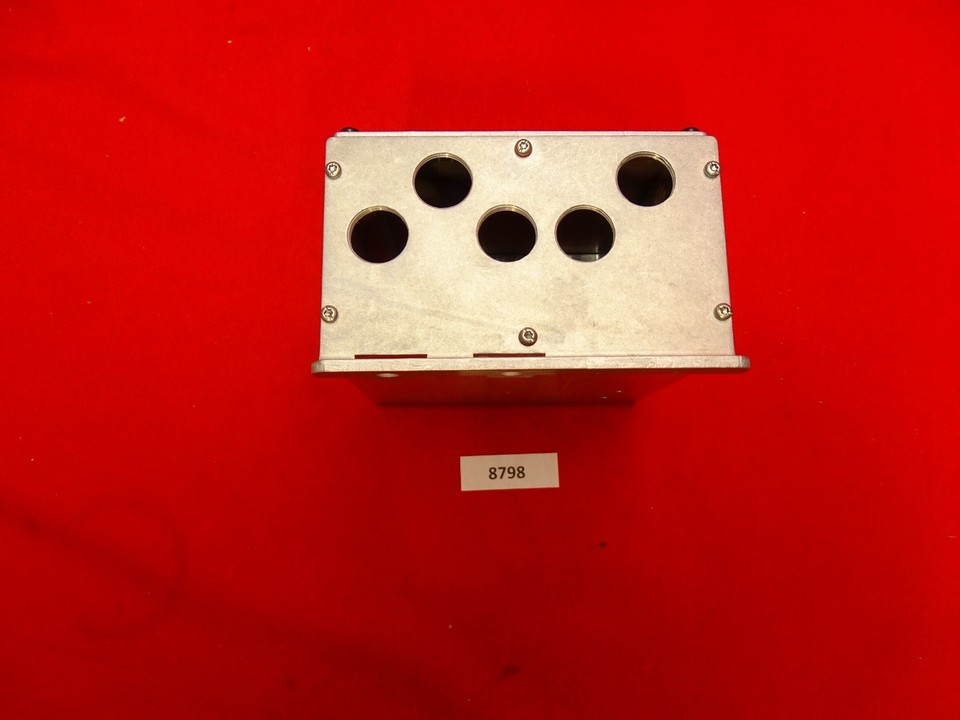 Bosch I/O Box MNR 1827030152 unbenutzt - 1070078971-203 - 1827030152 ...