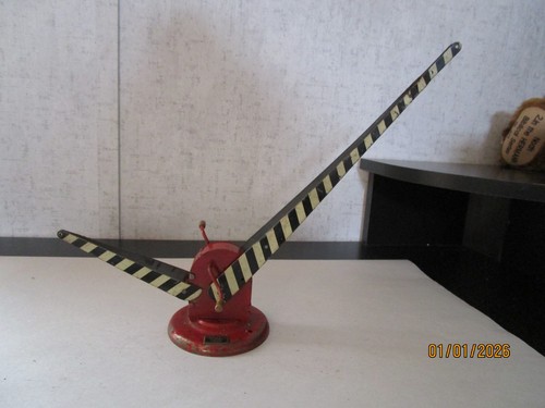 American Flyer, O/Standard Gauge, Prewar Manually Operating Crossing ...