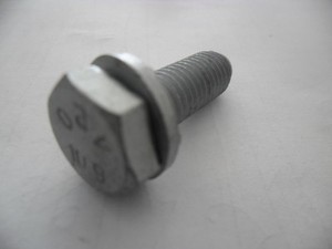 Schraube für Bremsankerblech Ankerblech Spritzblech SEAT LEON TOLEDO 1M ...