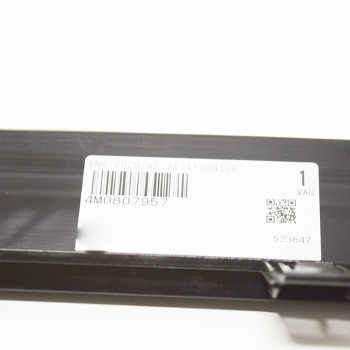 NEW AUDI Q7 4M FRONT BUMPER GRILLE INNER COVER 4M0807957 OEM | eBay
