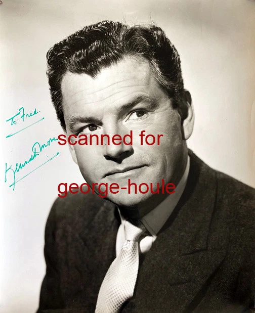 Kenneth More Scrooge