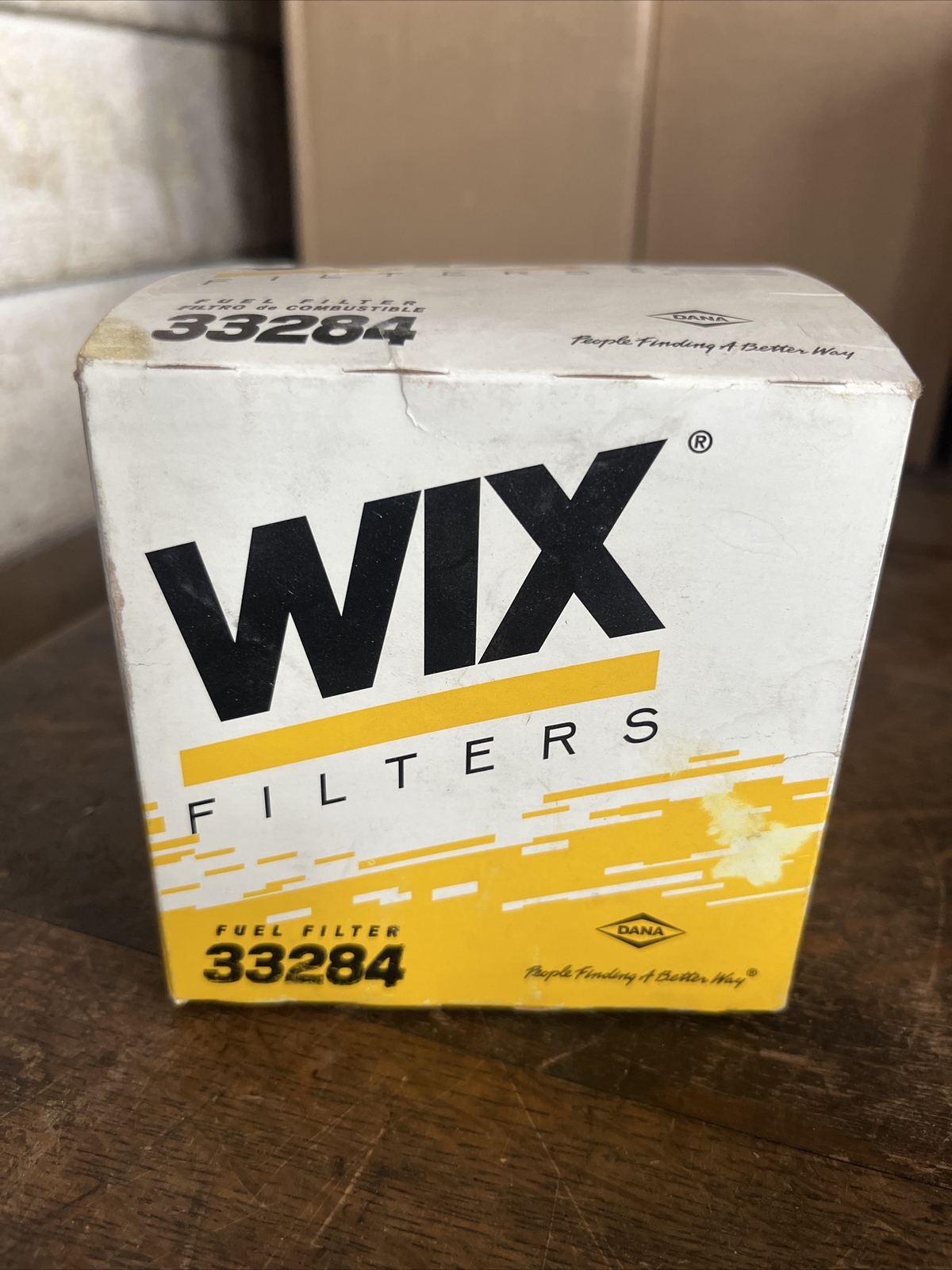WIX 33284 - Fuel filter cross reference