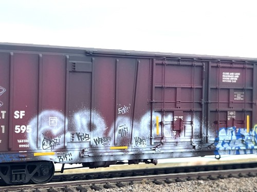 CDH HO Scale Custom Weathered Lot Atlas Master ATSF Beer Car Boxcar ...