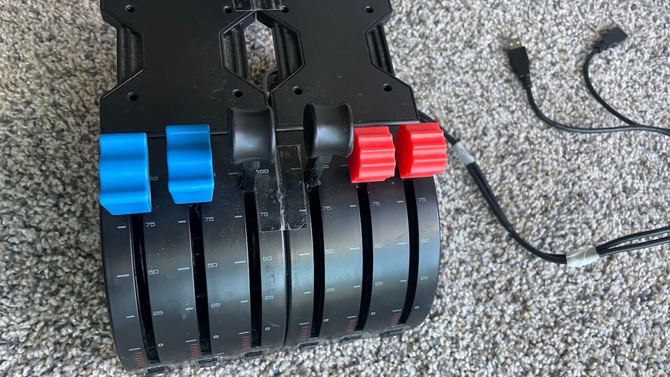 CH Products Pro Rudder Flight Pedals + 2x Saitek PRO Flight Throttle ...