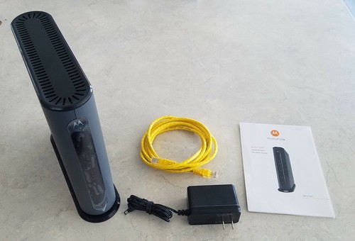 MOTOROLA MG7310 343 Mbps DOCSIS 3.0 N300 Cable Modem with Wi-Fi Gigabit ...