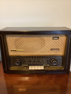 GRUNDIG MAJESTIC VINTAGE TUBE RADIO 1950's MODEL 1070 NEWLY RESTORED | eBay