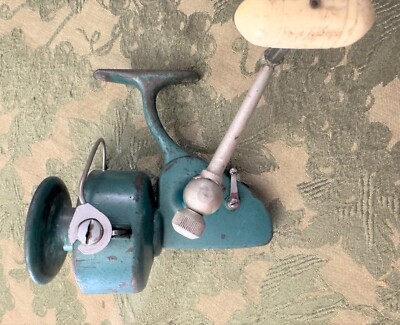 Vintage Penn 704 Spinfisher Rare Left Handed “Greenie” Spinning Reel ...