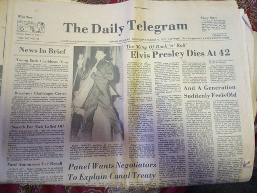 1977 ELVIS PRESLEY DIES AT 42 The Daily Telegram, Adrin, Michigan ...