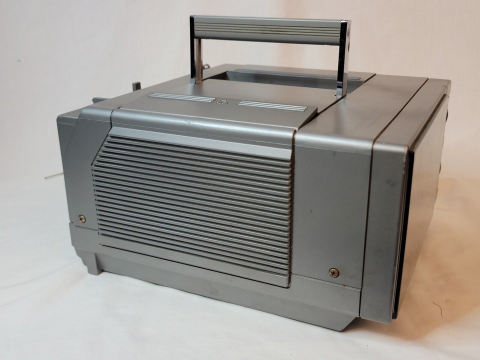 General Electric Portable CRT TV Radio 5” General Electric GE Retro ...