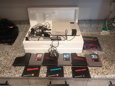 Nintendo NES Deluxe Set R.O.B. w/ Box Styrofoam Insert Games Console ...