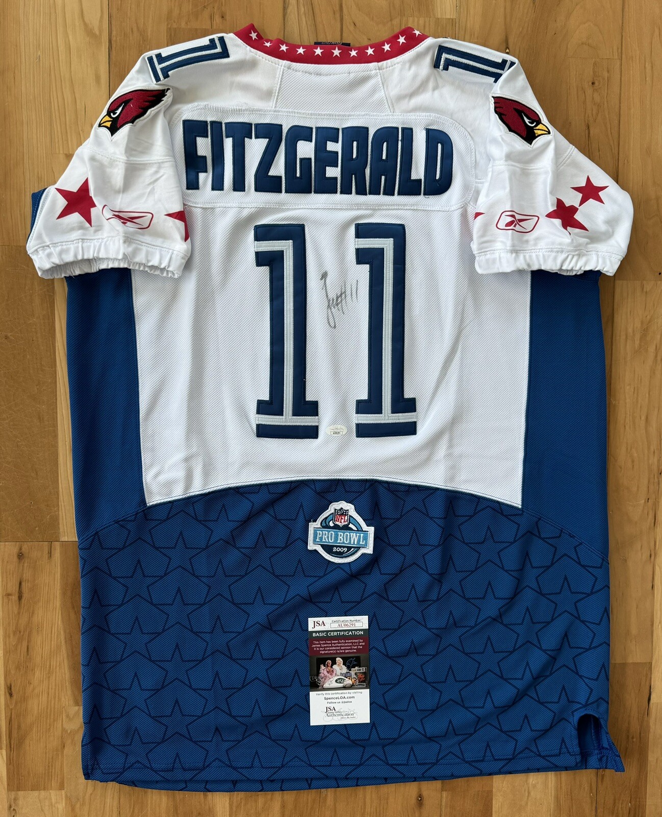 Larry Fitzgerald Autographed Memorabilia | Signed Photo, Jersey ...
