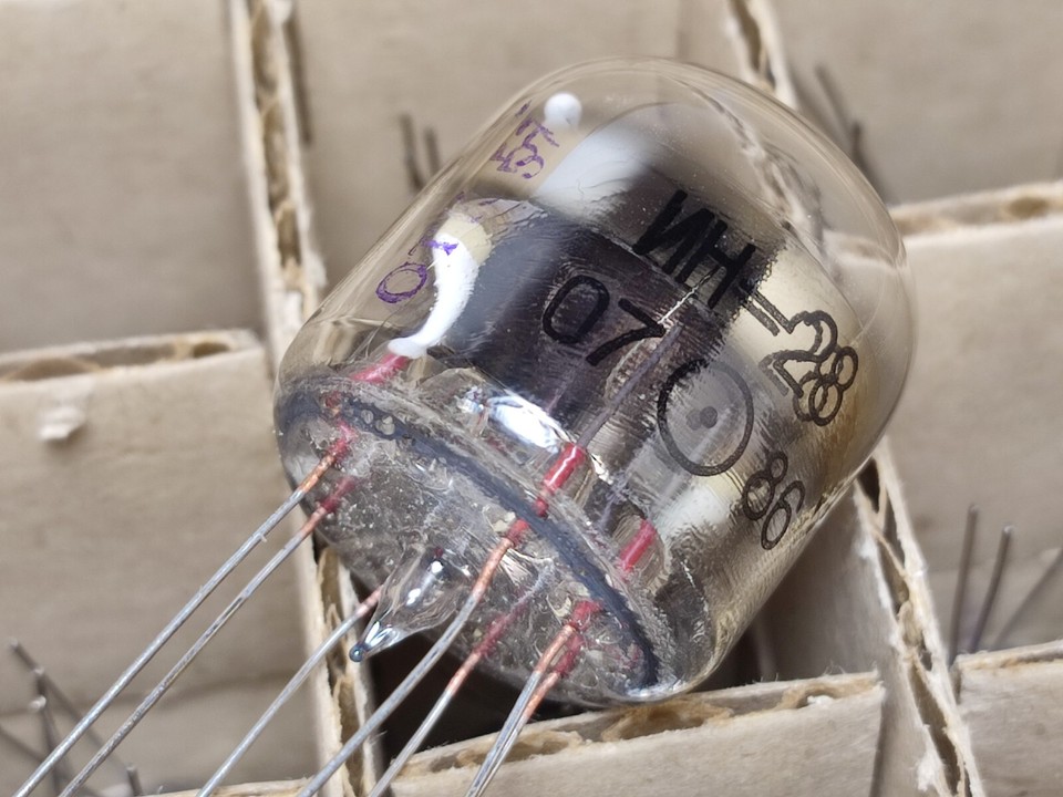 6 pcs IN-28 (ИН-28) SOVIET NIXIE MAGIC CAT EYE TUBES / NEVER USED NOS ...