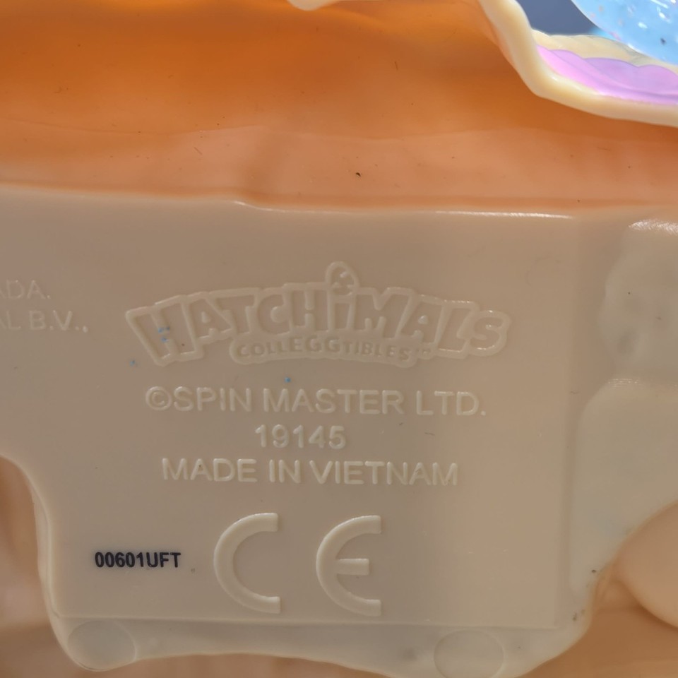 Hatchimals CollEGGtibles Mermal Magic Coral Castle Playset & 63 Figure ...