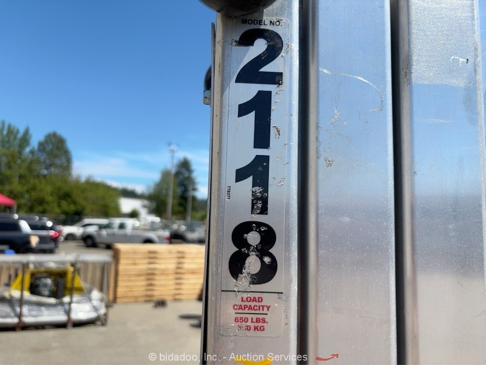 2017 Sumner 2118 18' Portable Material Lift Hoist 650 lbs Capacity ...