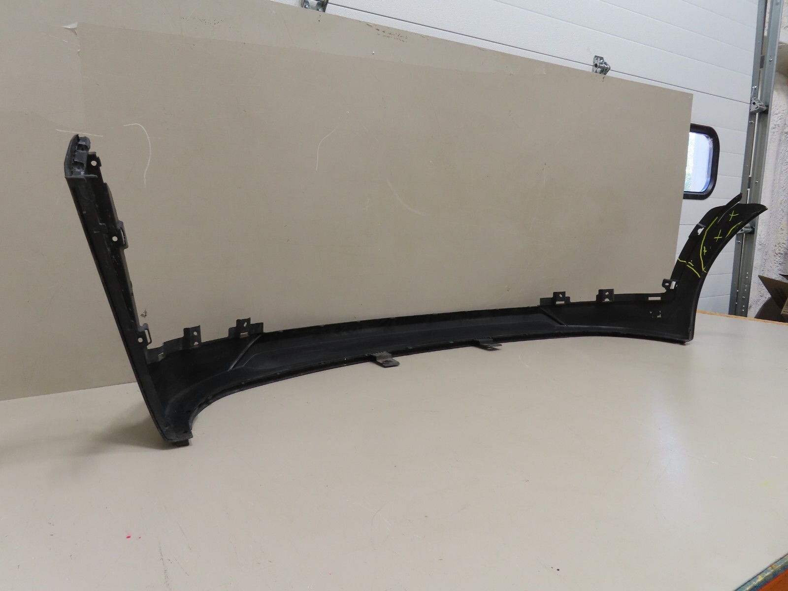2016-2018 HYUNDAI TUCSON SUV FRONT LOWER BUMPER COVER PANEL OEM 86512 ...