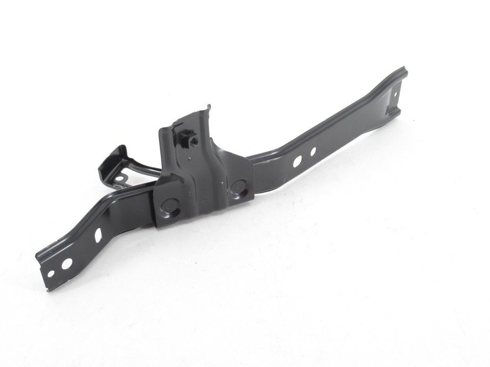 Genuine OEM Toyota 52085-0R030 Center Front Bumper Reinforcement Stay ...