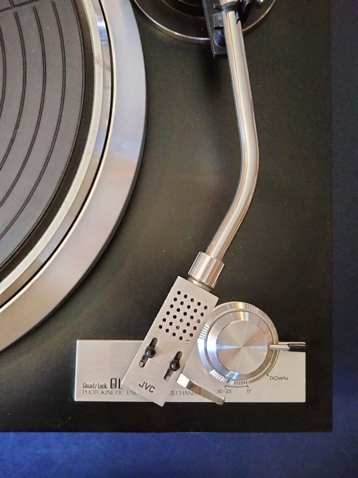 JVC QL-A7 Direct Drive Turntable-Serviced-New Caps; New Stylus on Shure ...
