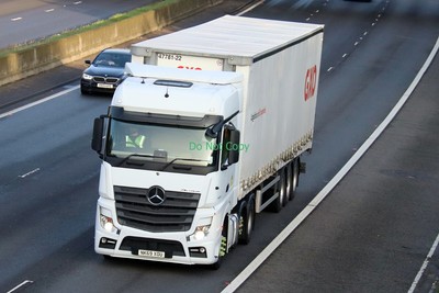 12x8 Truck Photo NK69 XOU Mercedes [J36 M1 29.09.23] | eBay