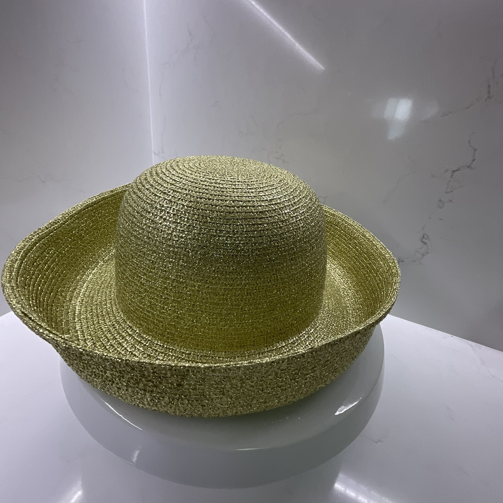 Vintage Georgi metallic gold raised brim hat - Gem