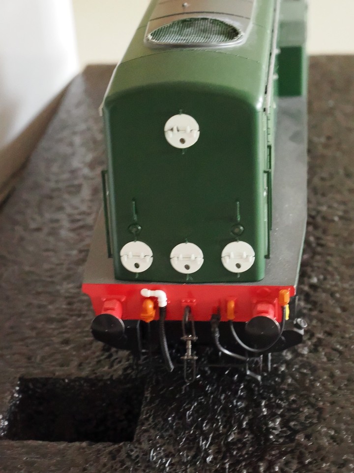 Little Loco Co Class 15 in O Gauge (now EFE by Bachmann) - Zimo DCC ...