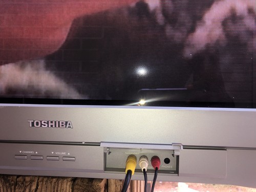 Toshiba 27AF443 27" CRT Color Gaming Television With Component Outlet ...