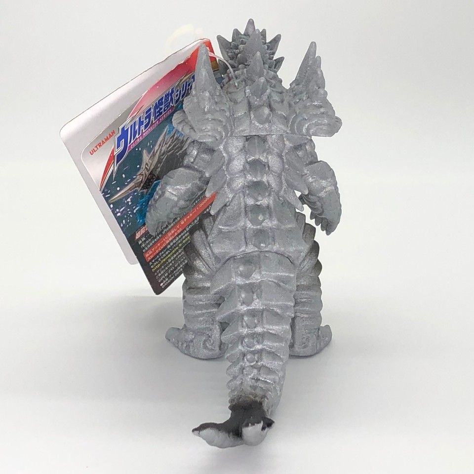 Bandai Ultraman Ultra Monster Series 98 Grigio Regina Pvc Figure Sofvi ...