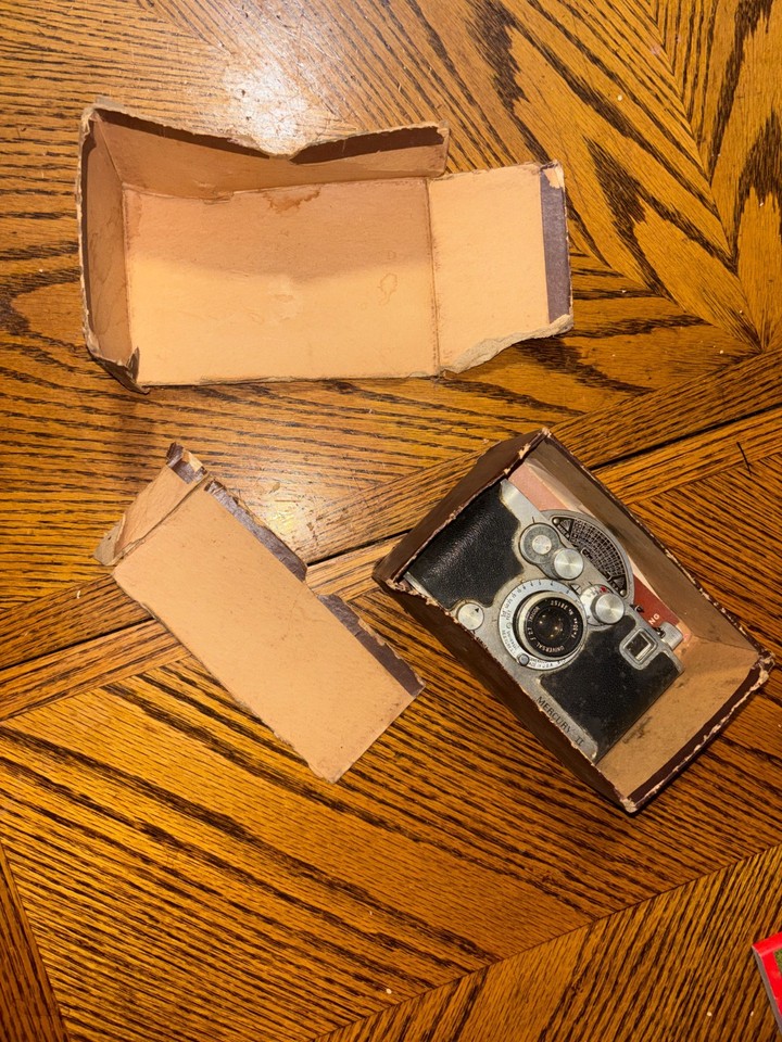 Vintage Universal Camera Co. Mercury II Model CX 35mm Film Camera ...