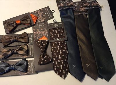DUCK DYNASTY Men Neck or Bow Tie Duck Hunting Redneck Plaid Camo Semi ...