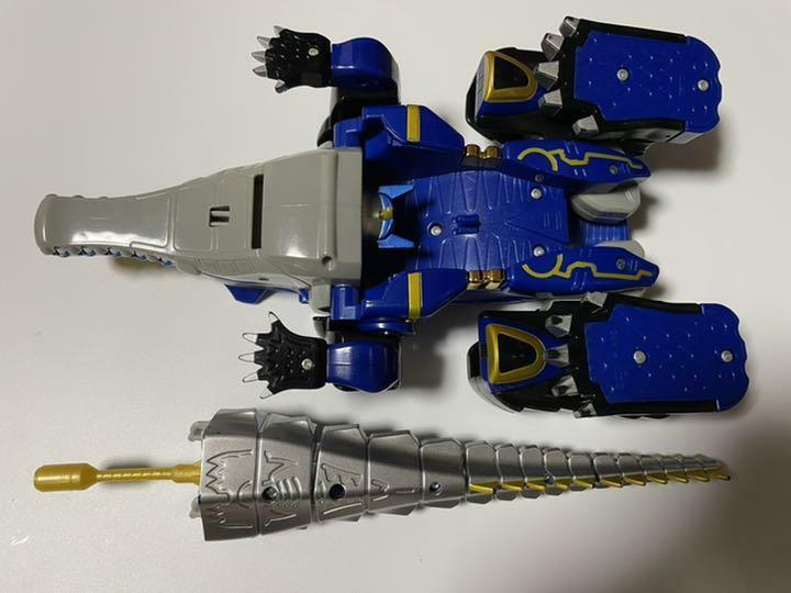 Power Rangers Wild Force Predazord Blue Moon