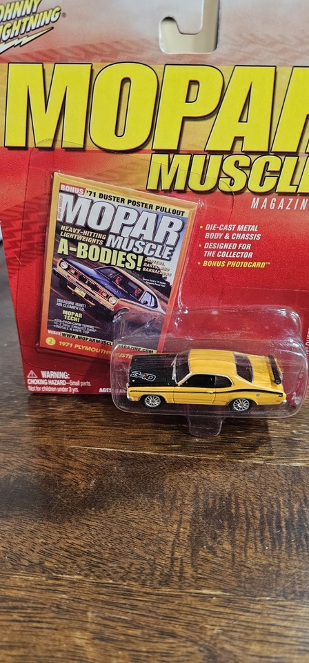 Johnny Lightning 1971 Plymouth Duster 340 Yellow/Orange Mopar Muscle 1: ...
