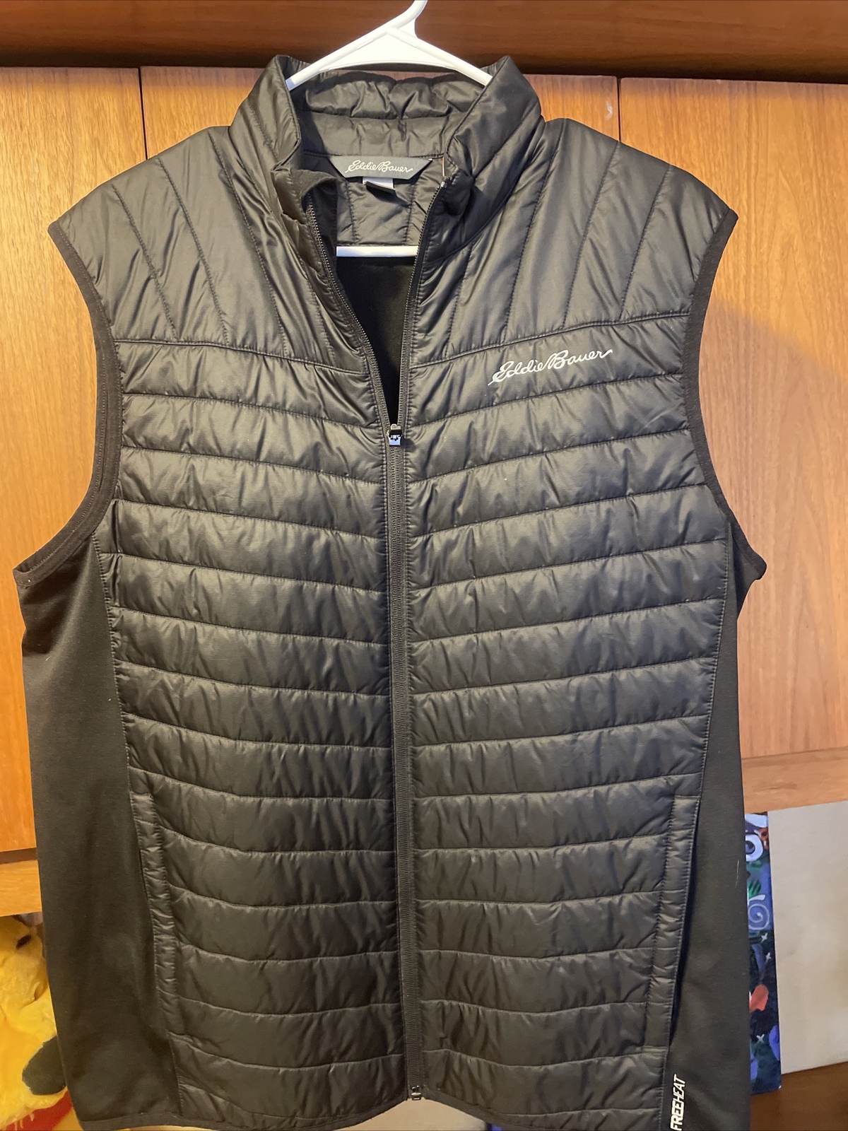 Eddie Bauer Primaloft Mens TL Water/Wind Resistance V… - Gem