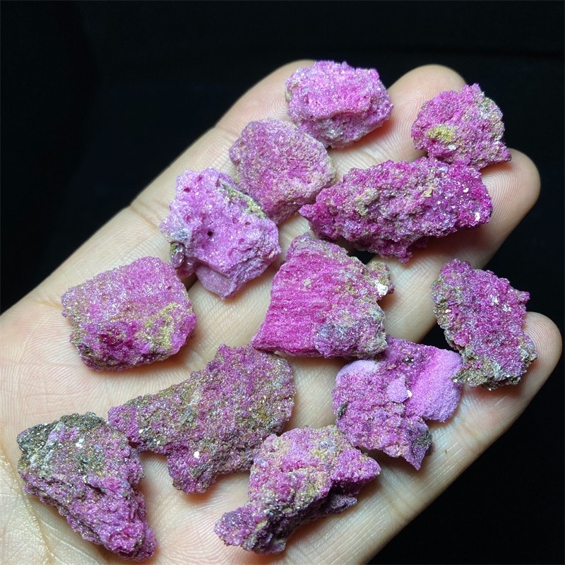 67g Natural Red Corundum Ruby Crystal Natural Shape Stone Healing ...