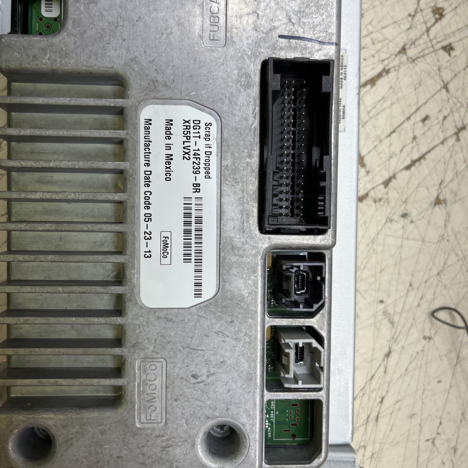 2013-2016 Ford Taurus OEM Sync 2 APIM Module w/ Display Screen DG1T ...