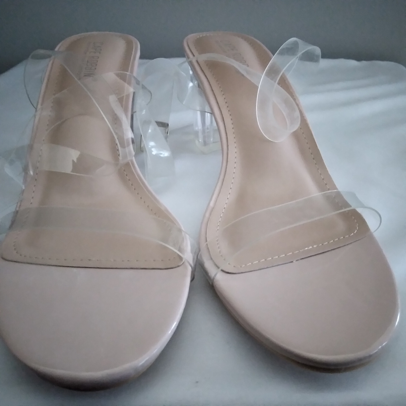 Cape Robbin Wisdom Block Heel Sandal, Women's Size 10 M, Clear (New ...