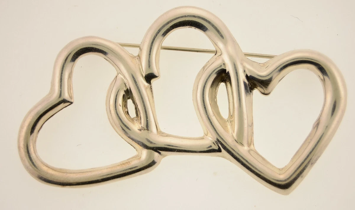 3 Interlocking Hearts