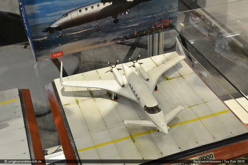 Amodel 72301 Piaggio P.180 Avanti, 1/72 scale plastic model kit | eBay