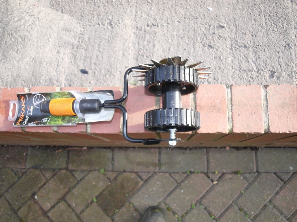 FISKARS QUICK FIT LAWN EDGER | eBay UK