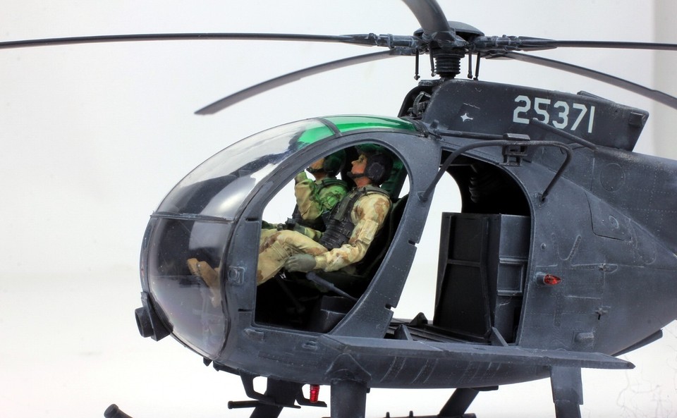PreSale MH-6J Little Bird /w 2 Pilots & 4 Delta Forces 1:35 Pro Built ...