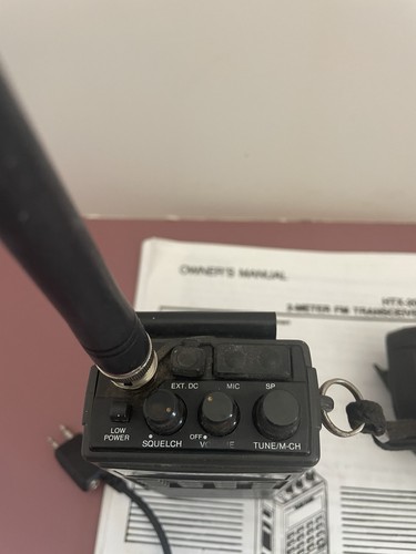 Realistic HTX-202 2 Meter Handheld Transceiver 19-1120 | eBay