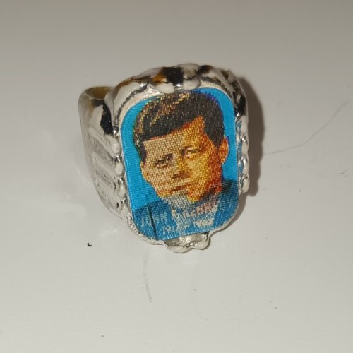 Cracker Jack Box Prize John F Kennedy 35th President Ring JFK/FLAG | eBay