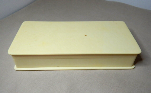 ANTIQUE CELLULOID IVORINE EARLY PLASTIC LIDDED TRINKET DRESSING TABLE ...