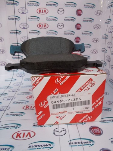 Genuine Toyota Yaris 2006-17 Front Brake Pads 04465-YZZDS | eBay UK