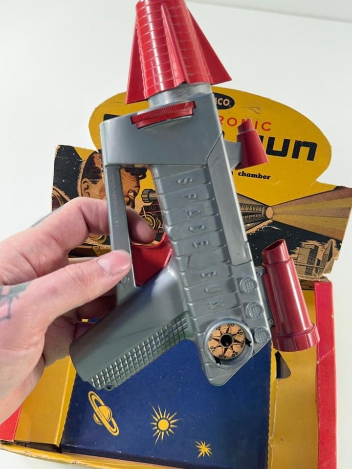 vtg 1950's Remco Electronic Space Gun atomic toy w/ Original Box ray ...