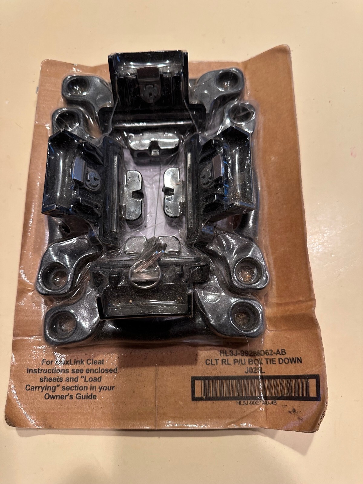 Ford F150 F250 CLT RL P/U Box Tie Down for BoxLink Cleats HL3J-99286D62 ...