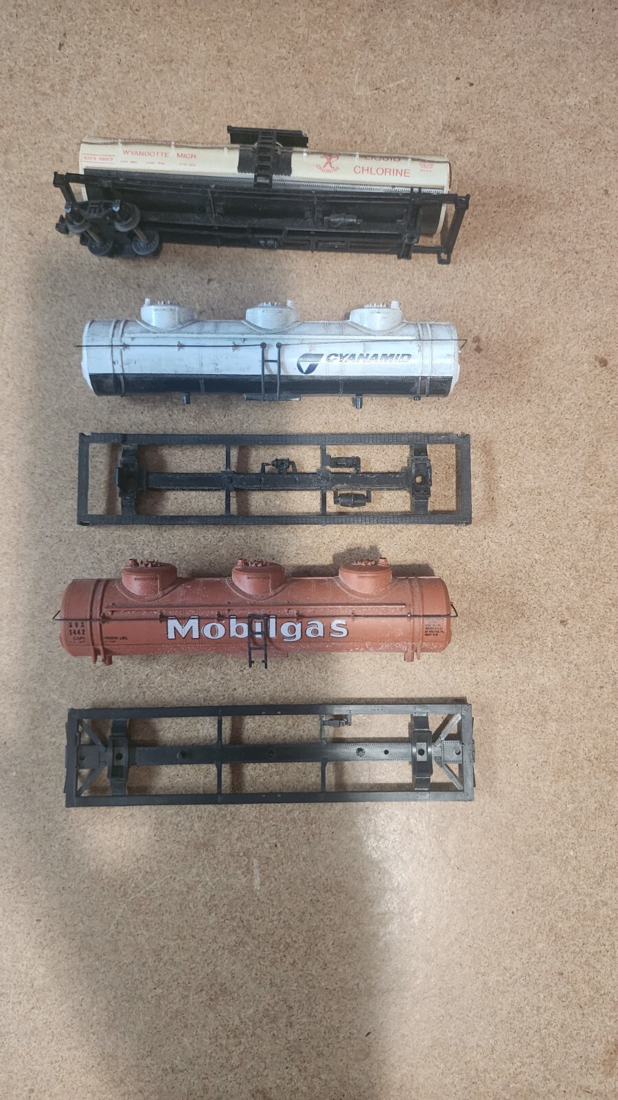 HO Scale Tank Cars parts Lot | eBay