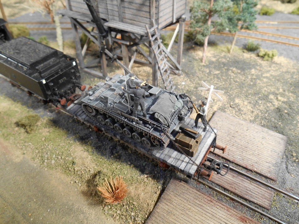 HO Roco Minitank 7th Panzer Army Tank Car with Soldiers A2010 Custom ...