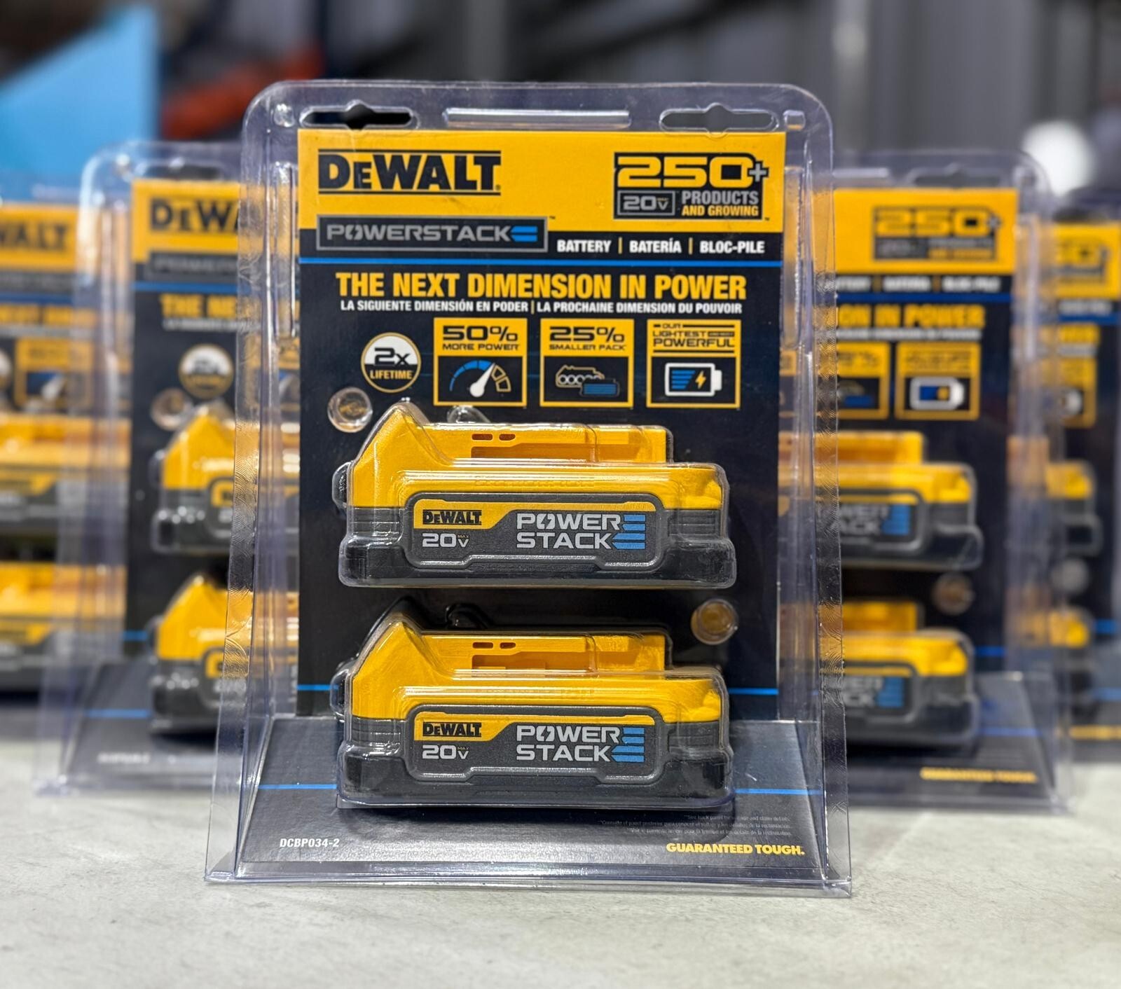 NEW DEWALT DCBP034-2 20V POWERSTACK Compact Li-Ion 1.7 AH Battery (Pack ...