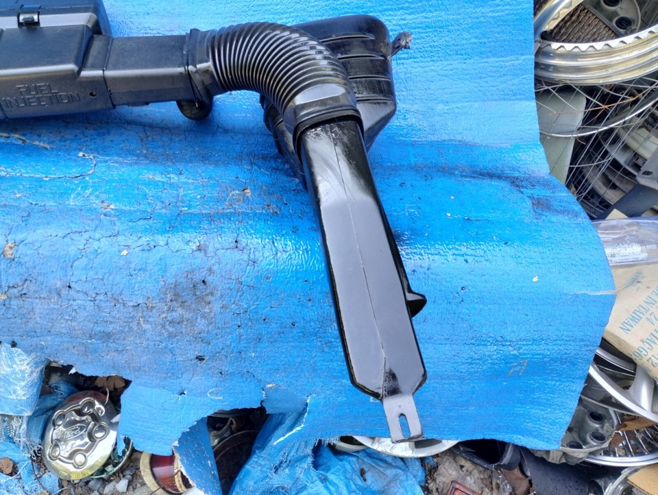 91-93 Chevy Caprice 5.7L TBI Engine OEM Air Cleaner W/ Snorkel & Intake ...